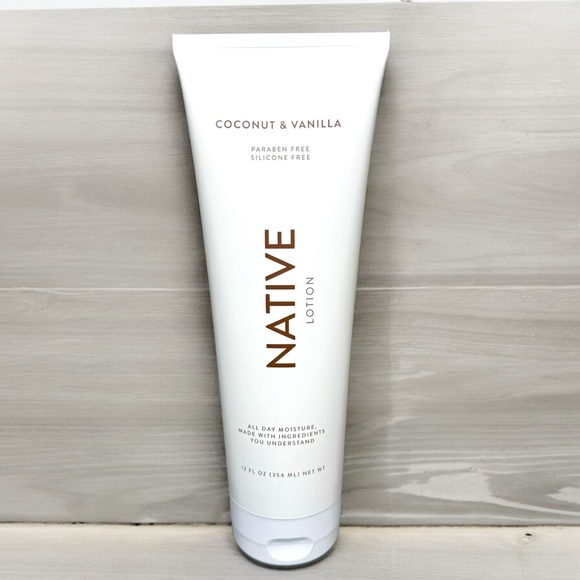 Native | Bath & Body | Native Coconut Vanilla Moisturizing Body Lotion ...